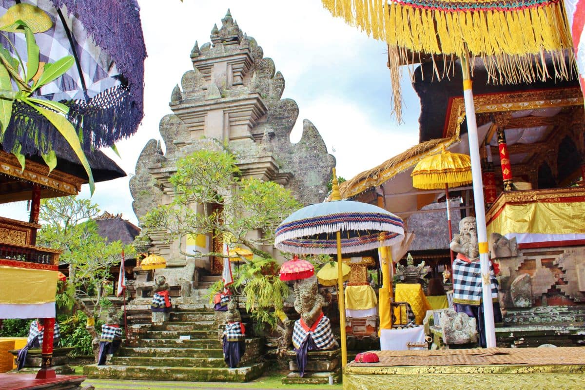 Bali Travel Guide: Your Ultimate Guide to Explore Indonesia